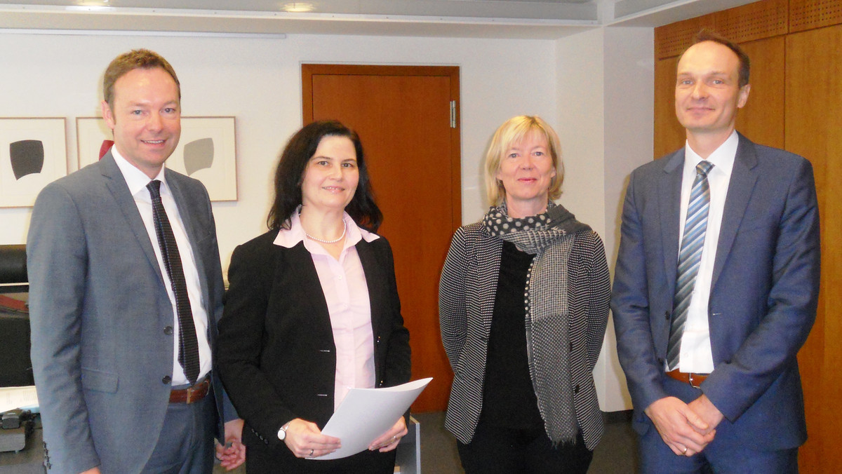 Marion Wolf von Finanzministerin Doris Ahnen zur Vorsteherin bestellt ...